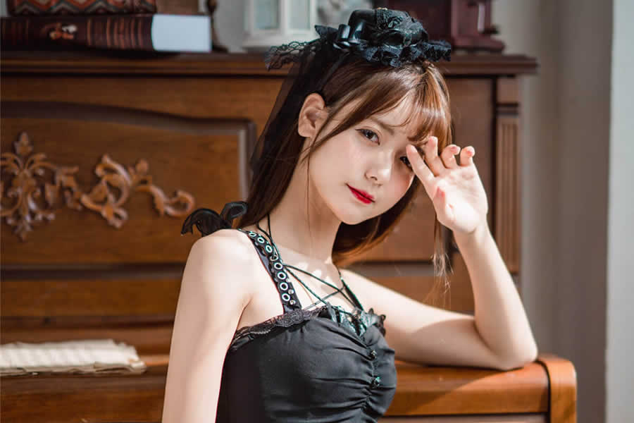 陆卿卿kyokyo沉迷汉堡王最全cos图片资源集合 – 宅默默